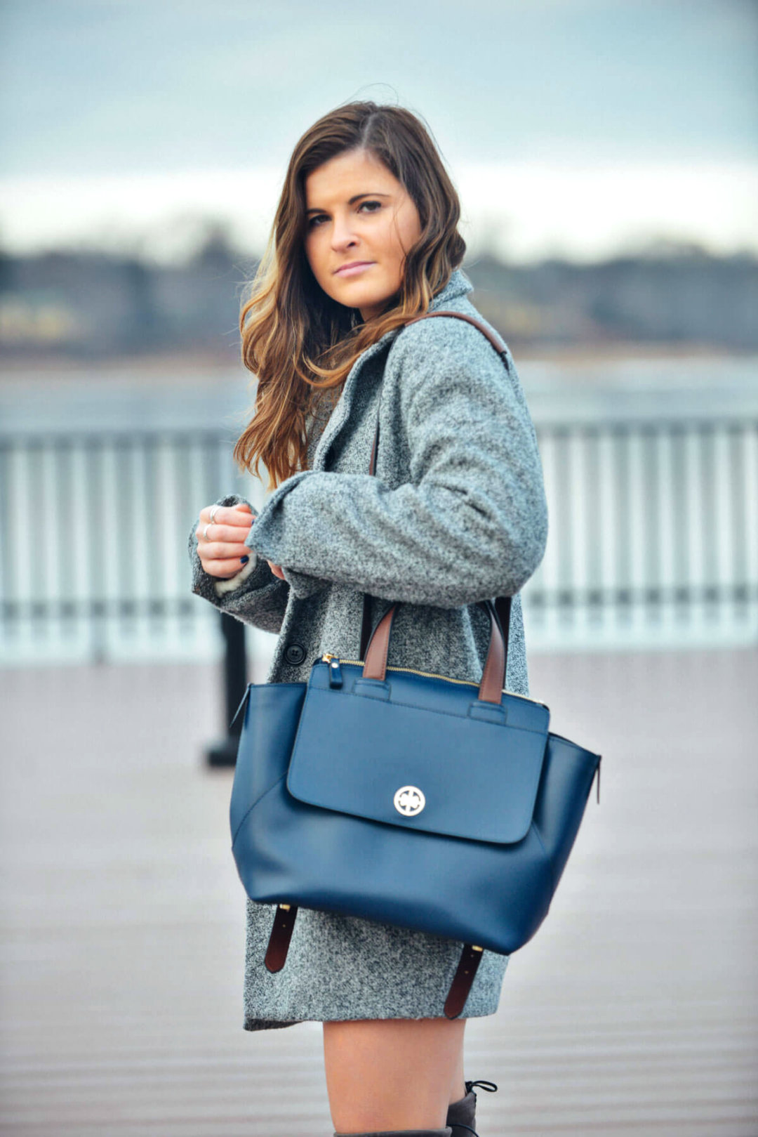 Modern Handbag Standard | 1 Bag Worn 3 Ways